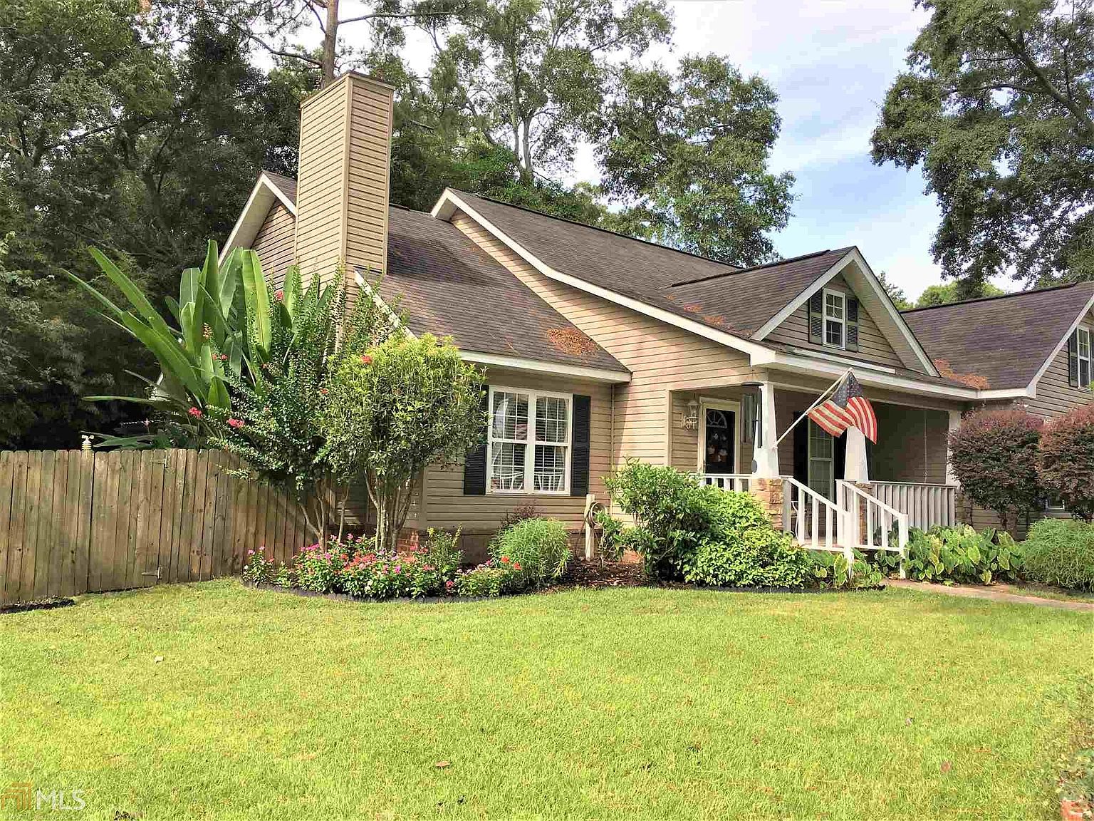 4 E Moore St, Statesboro, GA 30458 | Zillow