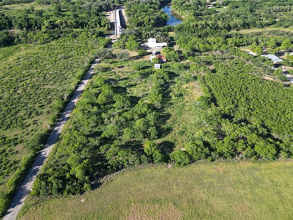 701 County Road 151, George West, TX 78022 | MLS #439861 | Zillow