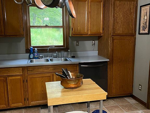 138 Collins Dr, Redfox, KY 41847 | Zillow