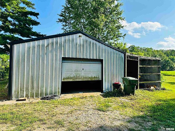 1610 Body Barn Rd, Anna, IL 62906 | MLS #EB449792 | Zillow