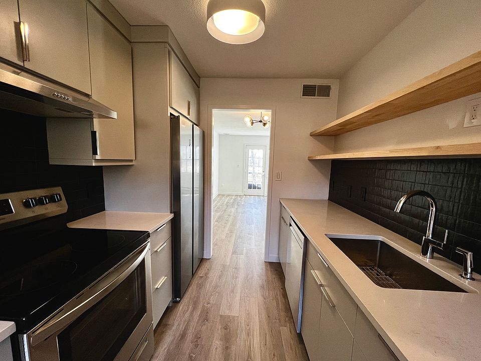 174C Heritage Hills Dr #174C, Somers, NY 10589 | Zillow