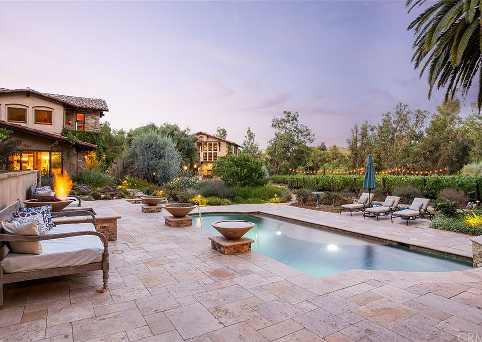 9902 Rangeview Dr, Santa Ana, CA 92705 | Zillow