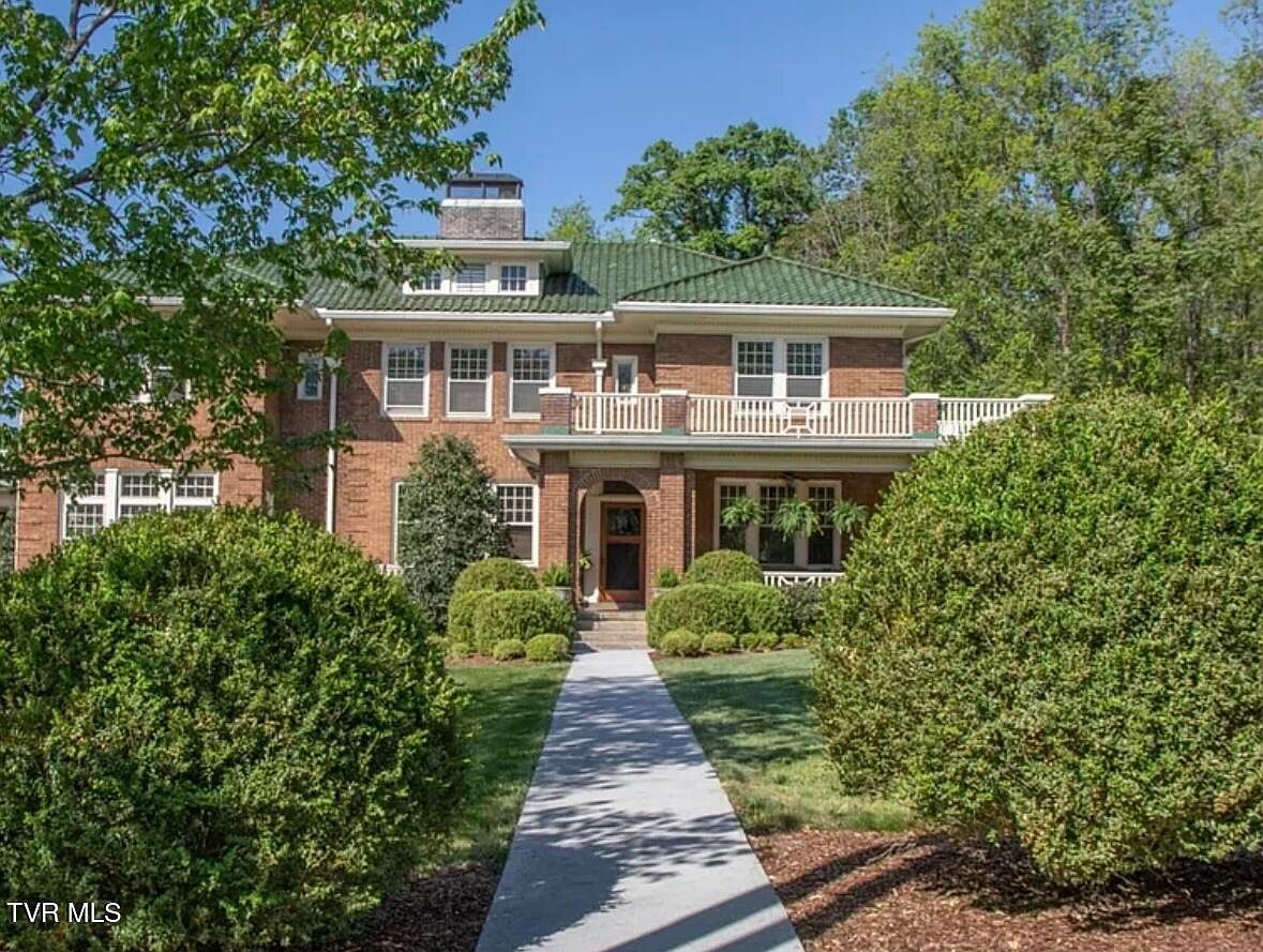 940 Park St, Bristol, VA 24201 | MLS #9981667 | Zillow