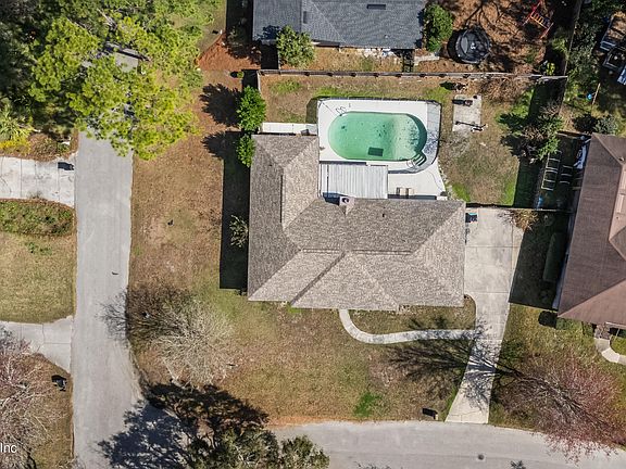 597 PEMBRIDGE Court, Orange Park, FL 32073 | Zillow