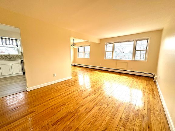 145-57 Willets Point Blvd #3, Whitestone, NY 11357 | Zillow