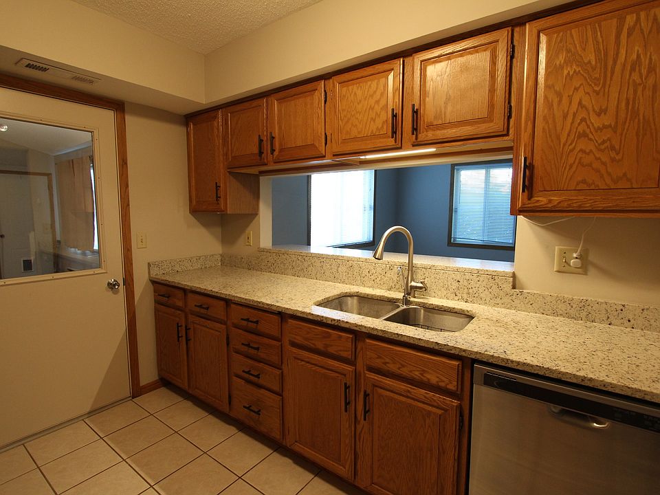 15858 Griffon Path, Apple Valley, MN 55124 | Zillow