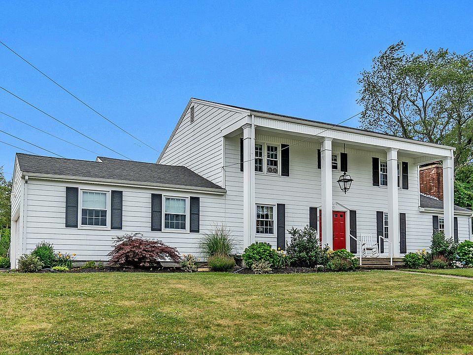 219 Russell Dr Tiverton RI | Zillow
