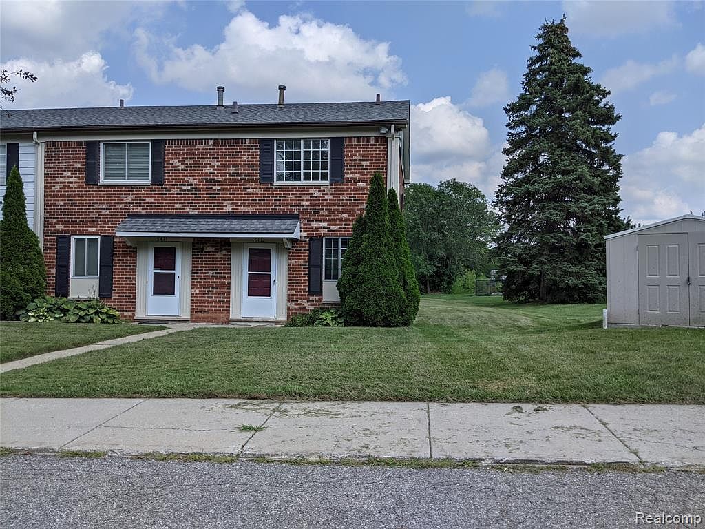 5412 Maplebrook Ln, Grand Blanc, MI 48439 | Zillow