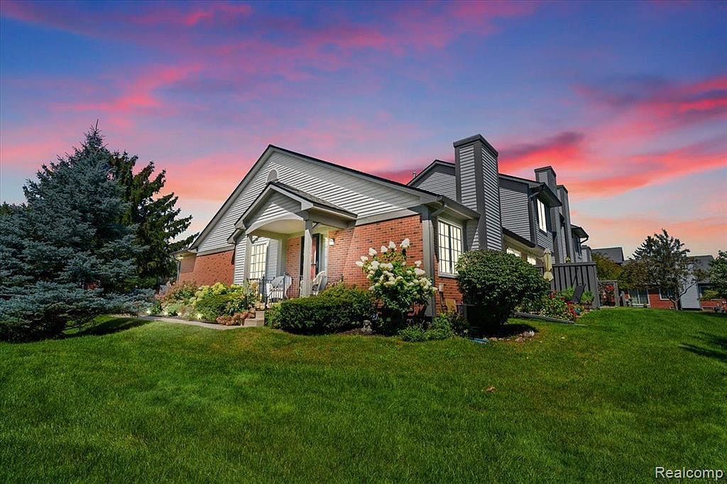 456 Winwood Cir, Walled Lake, MI 48390 | Zillow