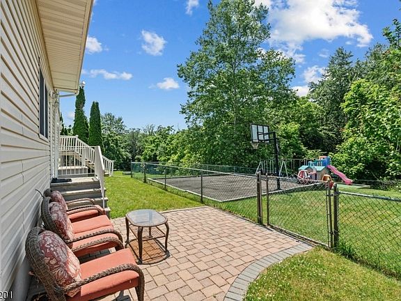 157 Perry St, Dover, NJ 07801 | MLS #3907517 | Zillow