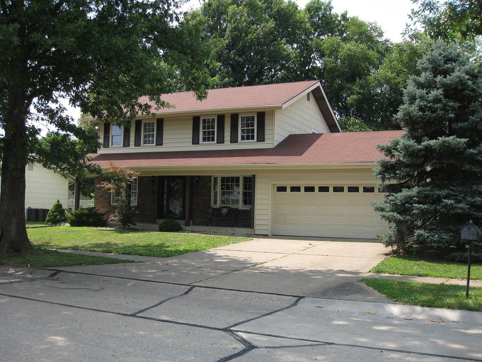 637 Fox Plains Dr, Florissant, MO 63034 | Zillow