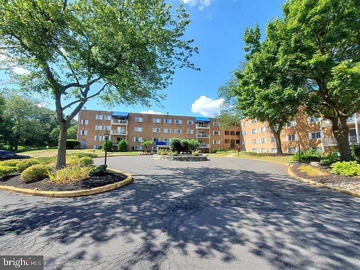 300 Byberry Rd Philadelphia PA | Zillow