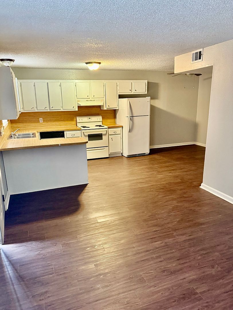 805A Simpson Rd, Victoria, TX 77904 | Zillow