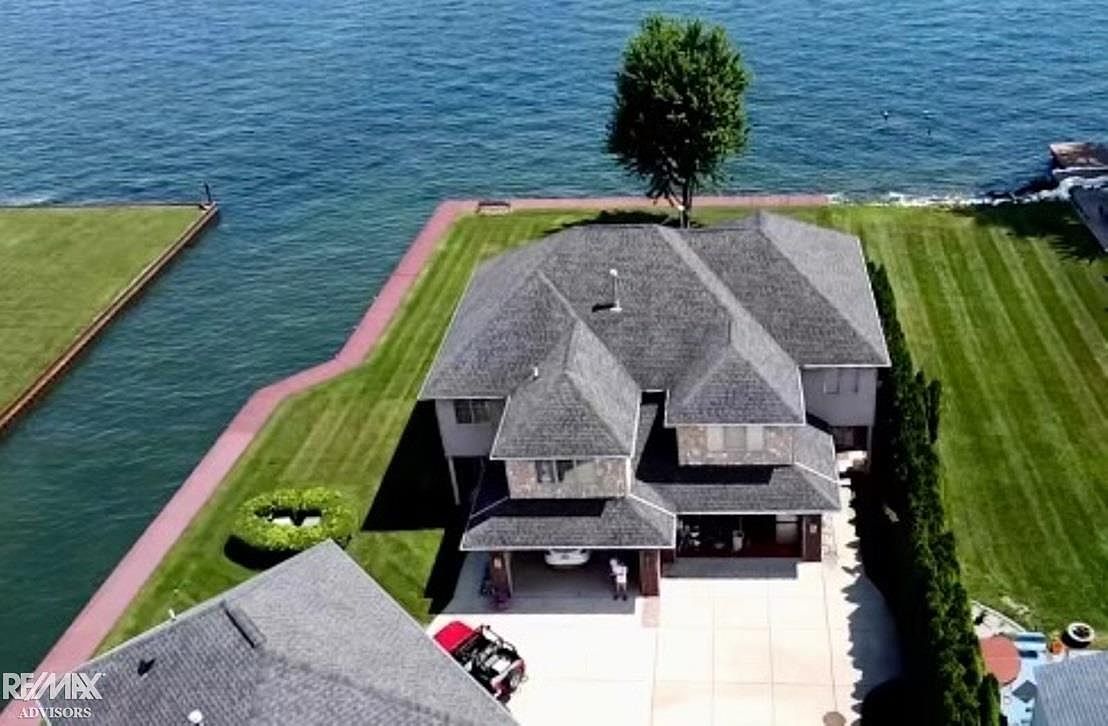 29759 Alexandra Ln, Chesterfield, MI 48047 | Zillow