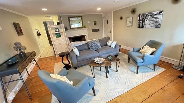 218 Washington St, Marblehead, MA 01945 | Zillow