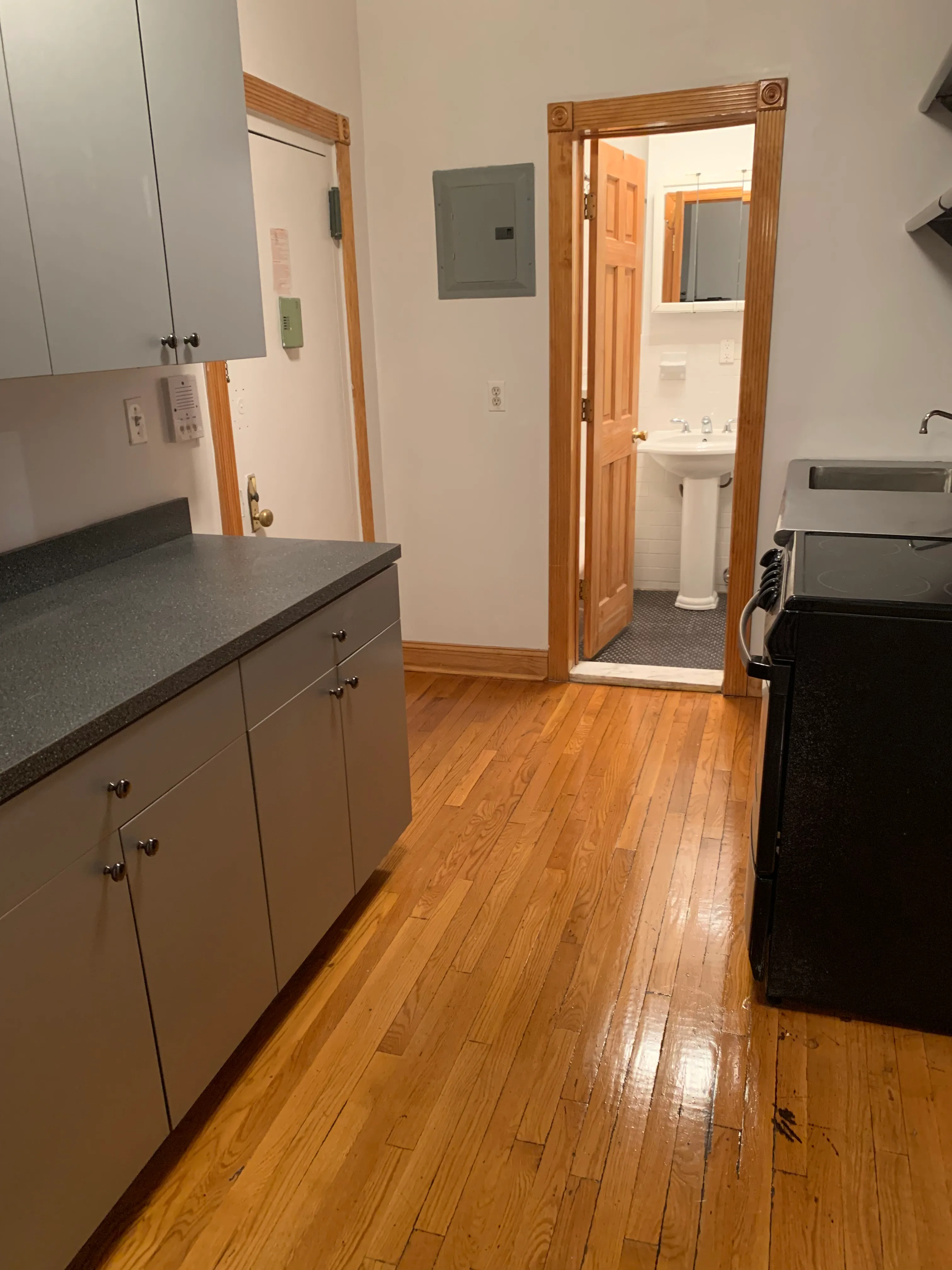 415 West 44th Street #5 in Hell's Kitchen, Manhattan | StreetEasy