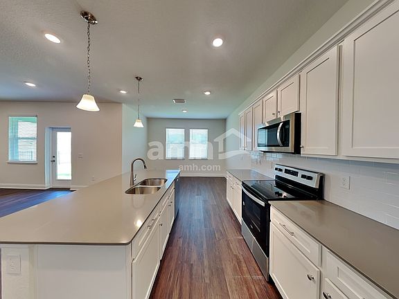 2590 Sunrise Landing Loop, Tavares, FL 32778 | Zillow