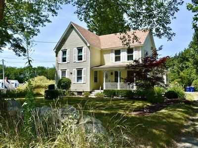 Rachel Poulin - Real Estate Agent in Mattapoisett, MA - Reviews | Zillow