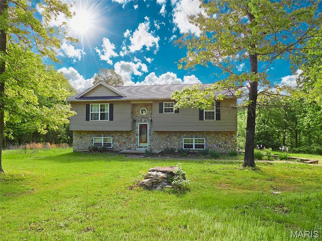 24630 Taylor Ln, Saint Robert, MO 65584 | MLS #25030610 | Zillow