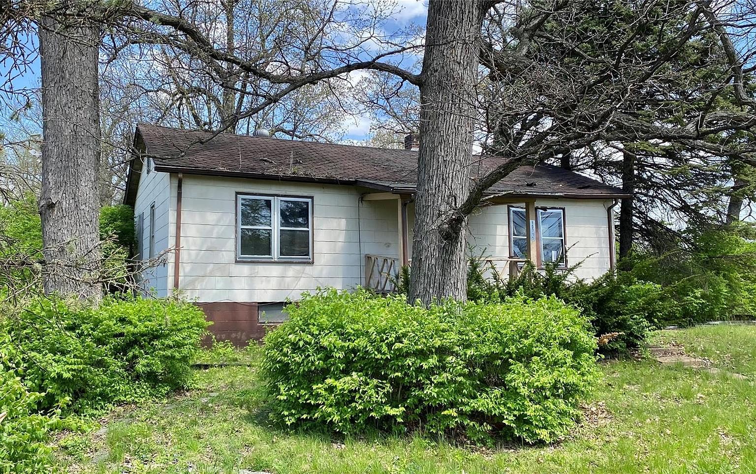 10715 Lacklink Rd, Saint Louis, MO 63114 | Zillow