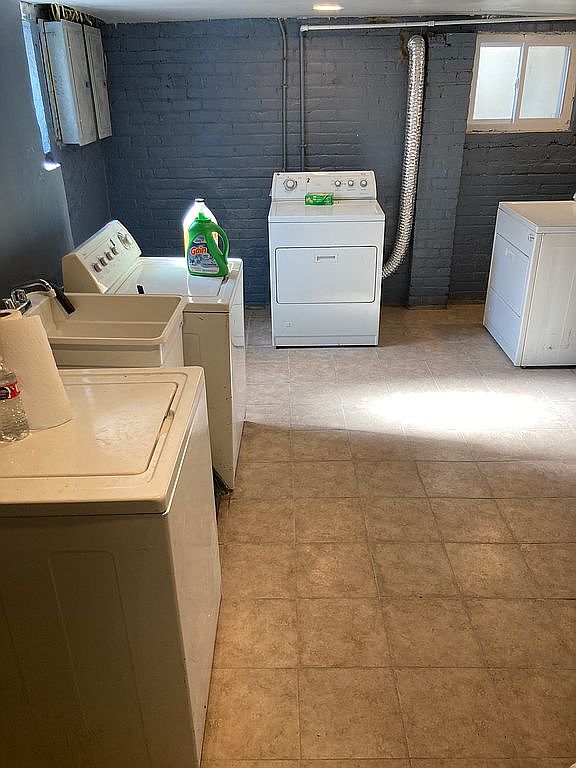 5485 Springwells St #2, Detroit, MI 48210 | Zillow