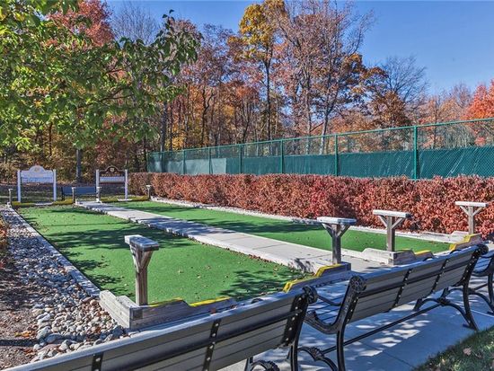 32 Edgemere Dr, Kendall Park, NJ 08824 | Zillow