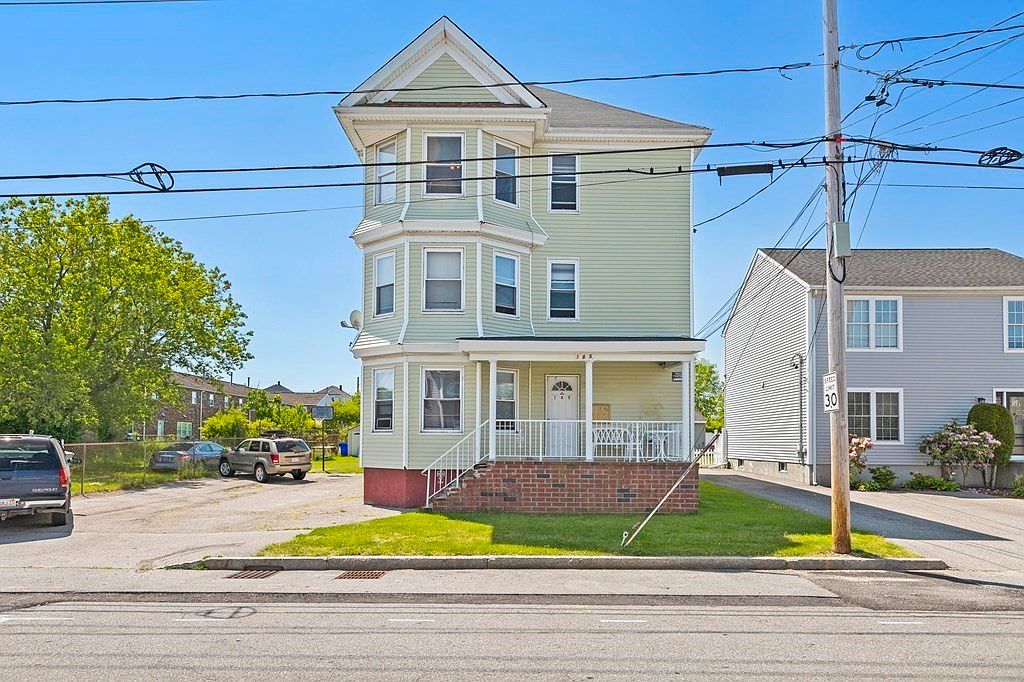 185 Stevens St, Fall River, MA 02721 | Zillow