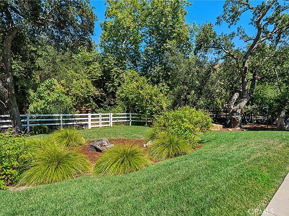 231 Bell Canyon Rd, Bell Canyon, CA 91307 | MLS #SR25165574 | Zillow