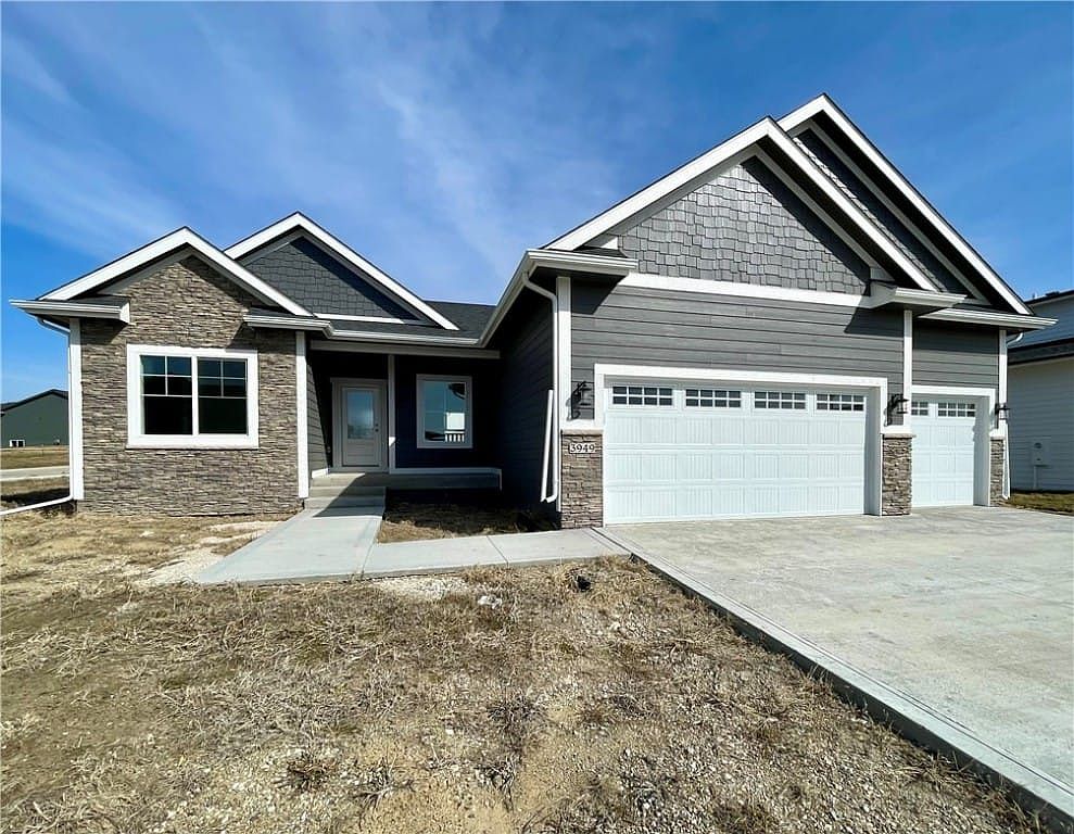 3949 NW 181st St, Clive, IA 50325 | Zillow