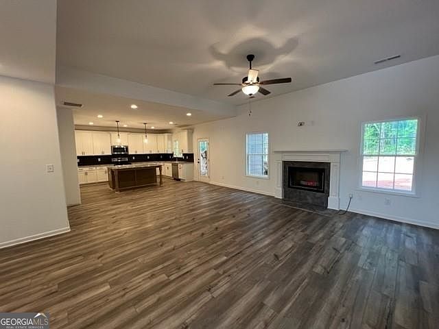 216 N Davis Rd #202, Lagrange, GA 30241 | MLS #20100316 | Zillow