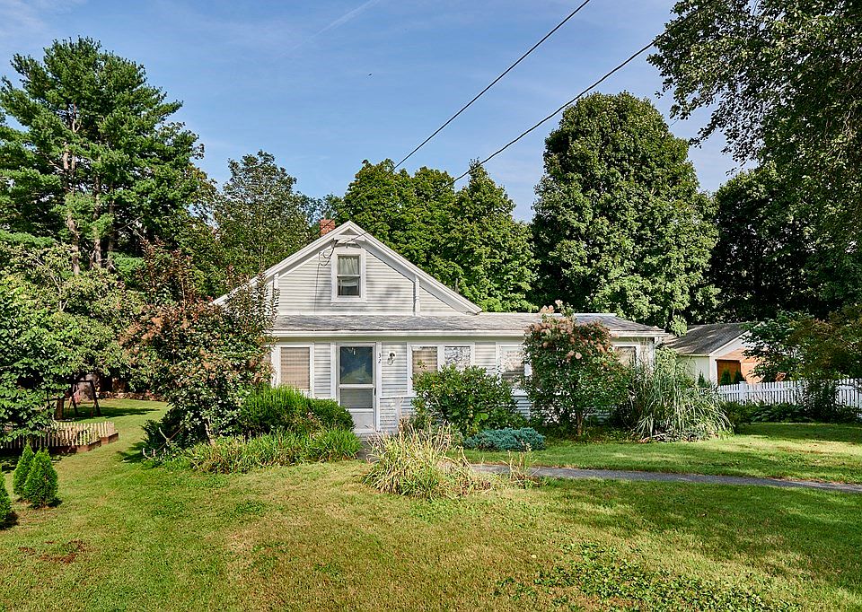 32 Water St, Leeds, MA 01053 | Zillow