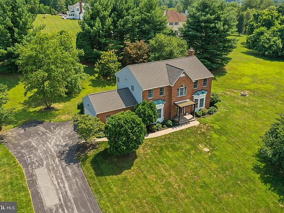 21 Deep Powder Ct, Woodstock, MD 21163 | MLS #MDBC2043156 | Zillow