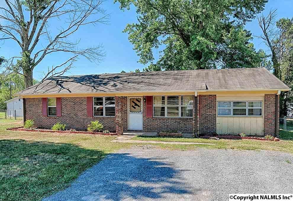 7574 Simpson Point Rd, Grant, AL 35747 | Zillow
