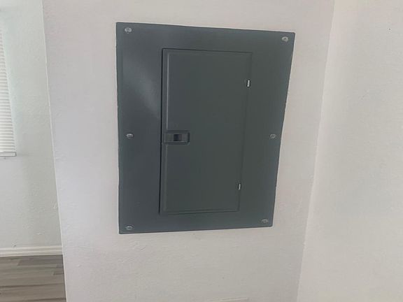 594 Suwanee Dr, North Fort Myers, FL 33917 | Zillow