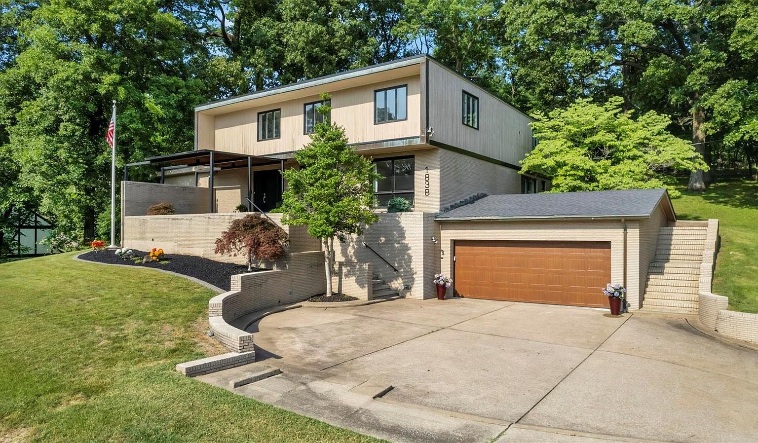 1838 Oak Hills St, Cape Girardeau, MO 63701 | MLS #23060175 | Zillow