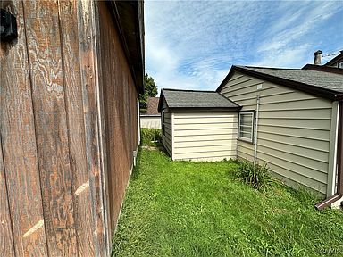 54 Murray St, Oswego, NY 13126 | Zillow