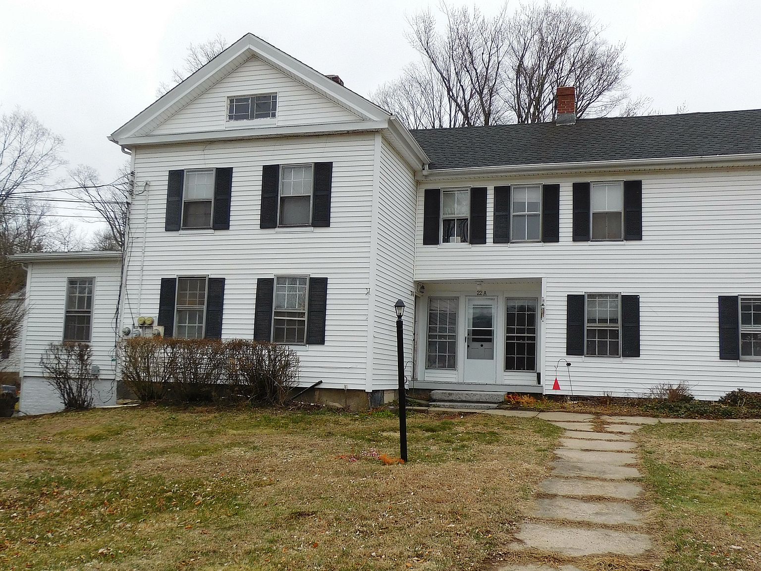 22 Center St #B, Canton, CT 06019 | Zillow