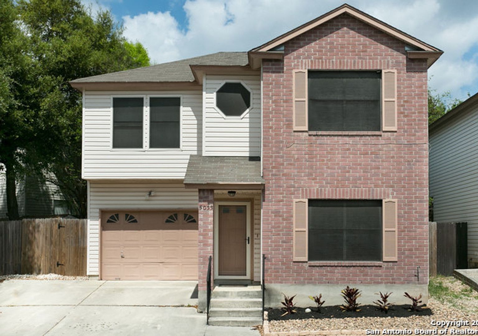 5033 Kenton Royalle, San Antonio, TX 78240 | Zillow