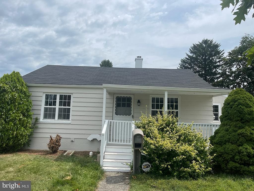 1238 Crescent Rd, Hagerstown, MD 21742 | Zillow