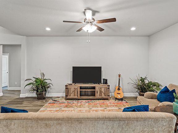 1117 Presidio Ln, Weatherford, TX 76087 | MLS #20560320 | Zillow