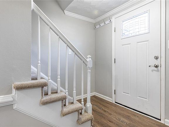 482 Falling Ln, Virginia Beach, VA 23454 | MLS #10505819 | Zillow