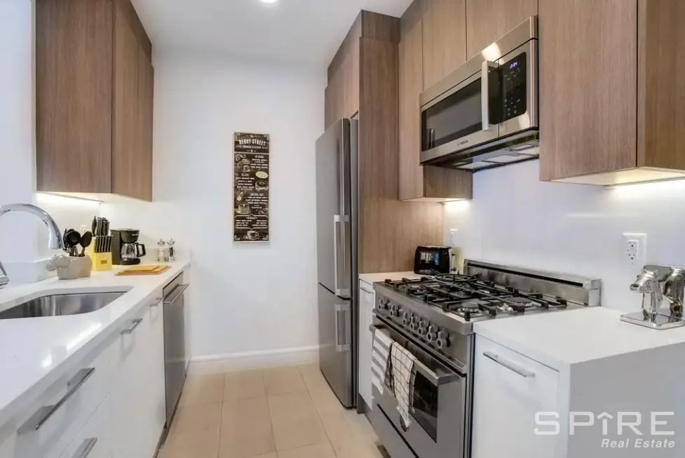 445 West 45th Street #4 in Hell's Kitchen, Manhattan | StreetEasy