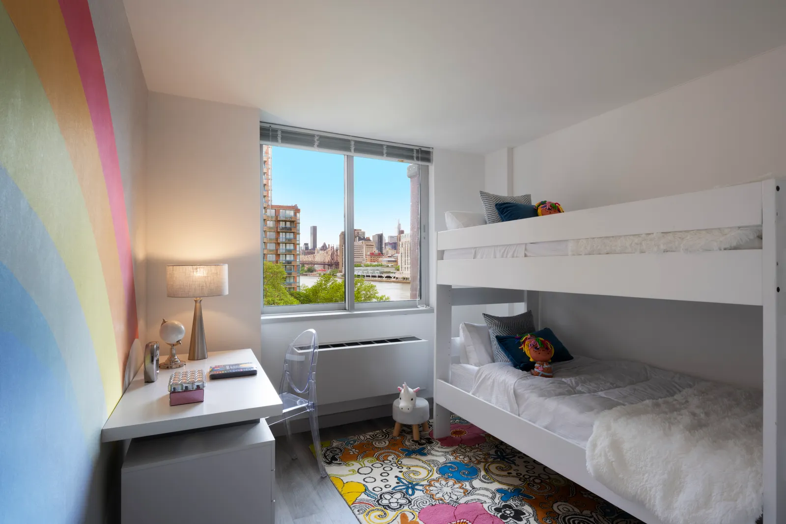 Manhattan Park at 10 River Road in Roosevelt Island : Sales, Rentals ...