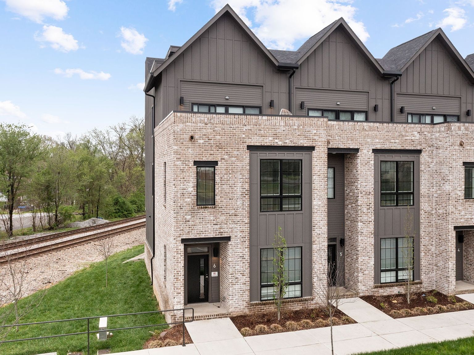 738 Douglas Ave UNIT 6, Nashville, TN 37207 | MLS #2569794 | Zillow