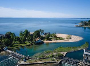 46 Compo Mill Cove, Westport, CT 06880 | MLS #24007924 | Zillow