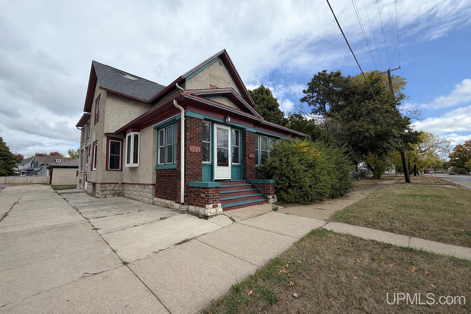 714 14th Ave Menominee Mi 49858 Mls 50197482 Zillow