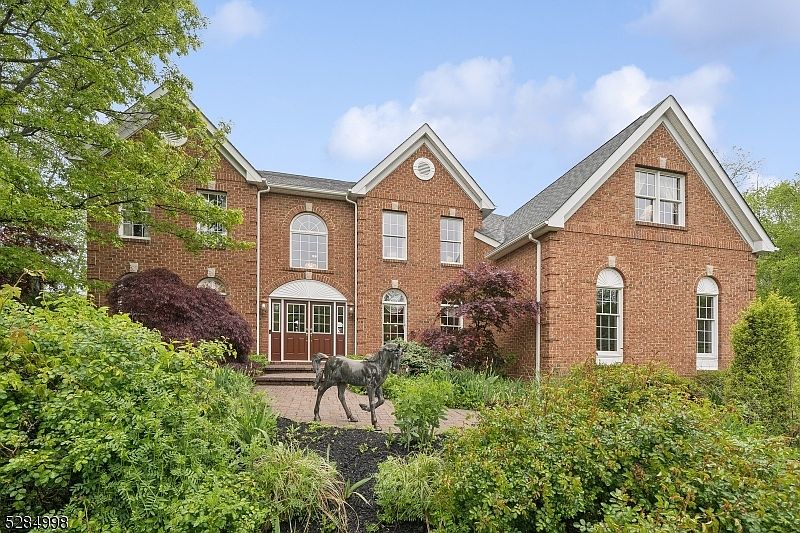 17 Middlesworth Farm Road, Long Valley, NJ 07853 | Zillow