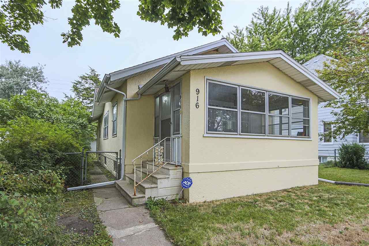 916 Conger St, Waterloo, IA 50703 | Zillow