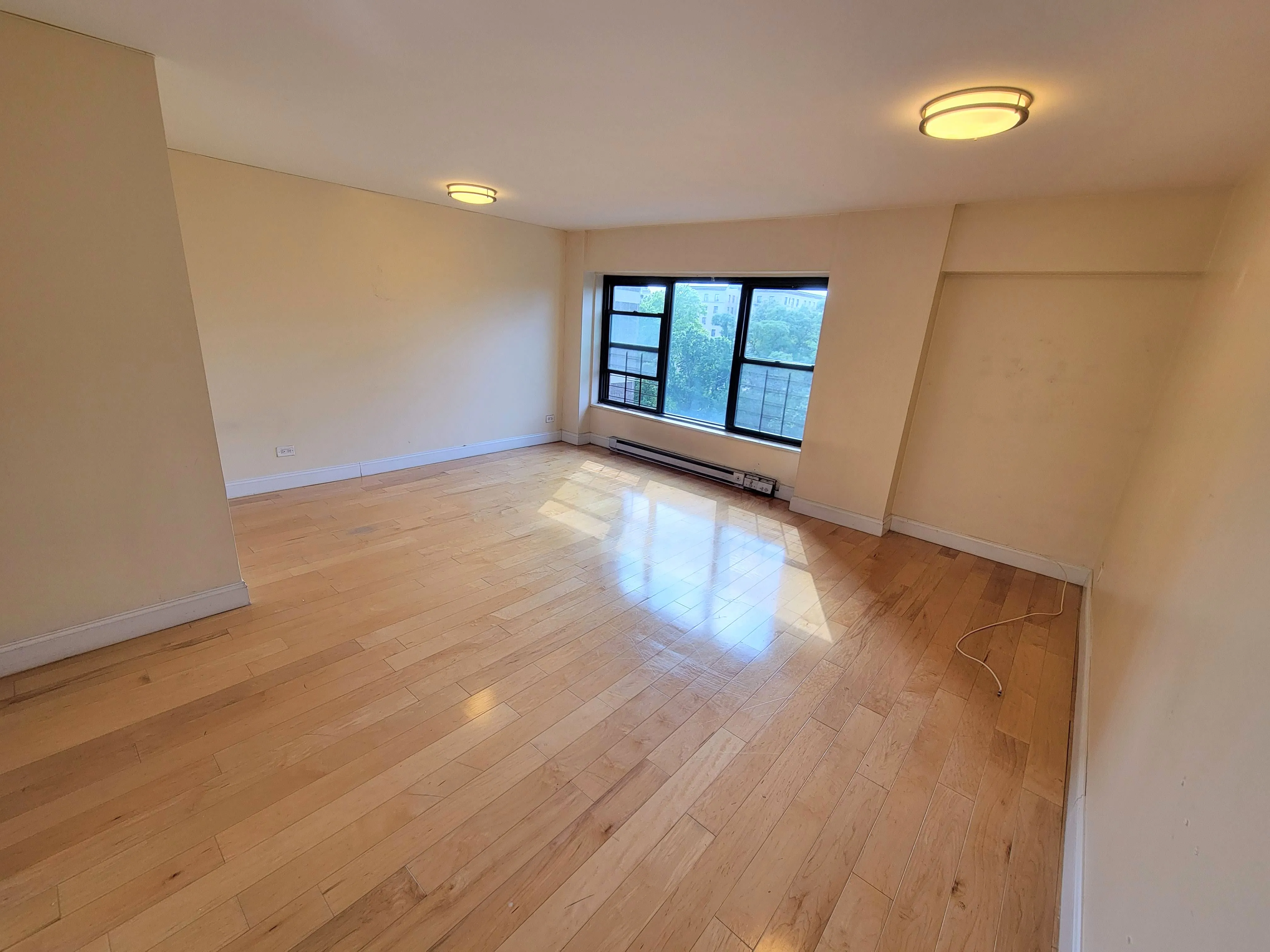 67 Cooper Street #3B in Inwood, Manhattan | StreetEasy