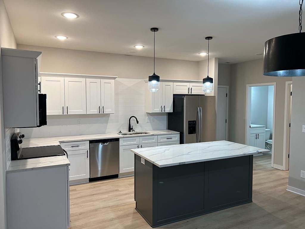 1028 Maple St #1028, Waukee, IA 50263 | Zillow